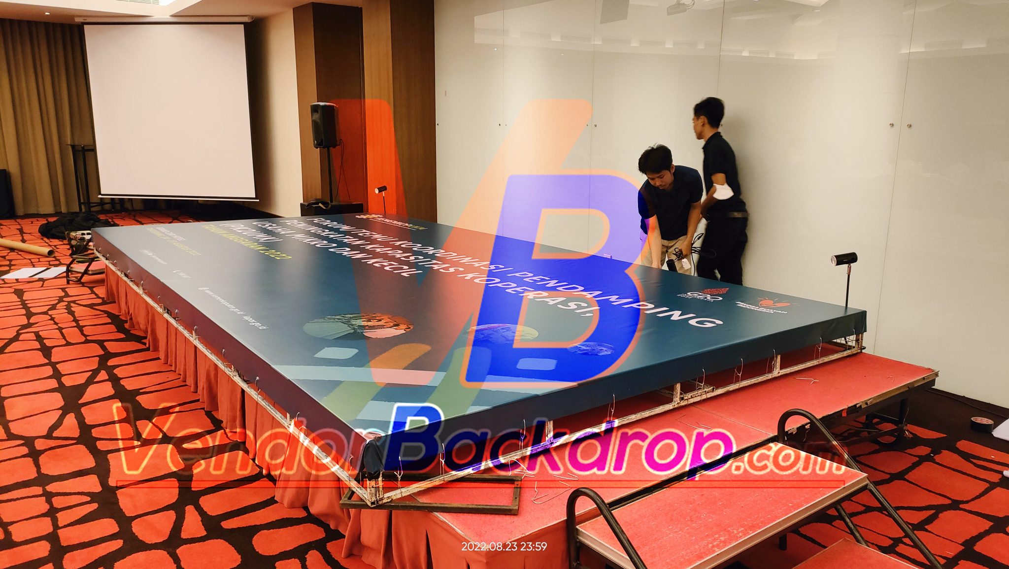 Sewa Rangka Backdrop - Rangka Besi dan Rangka Kayu.